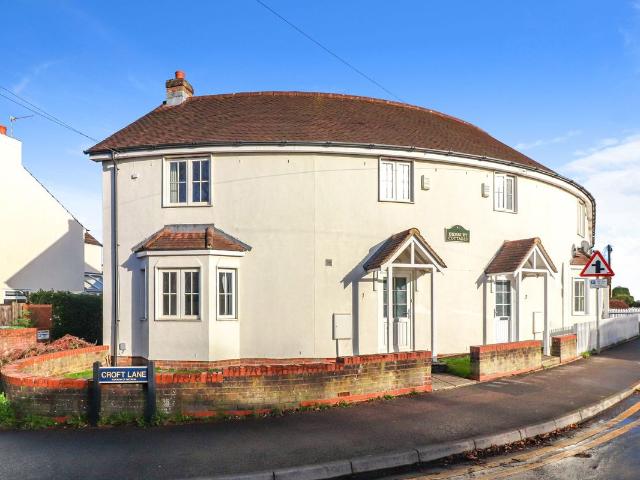 Chapel Croft, Chipperfield WD4, 2 bed terraced house to rent, £1,650 pcm | PrimeLocation