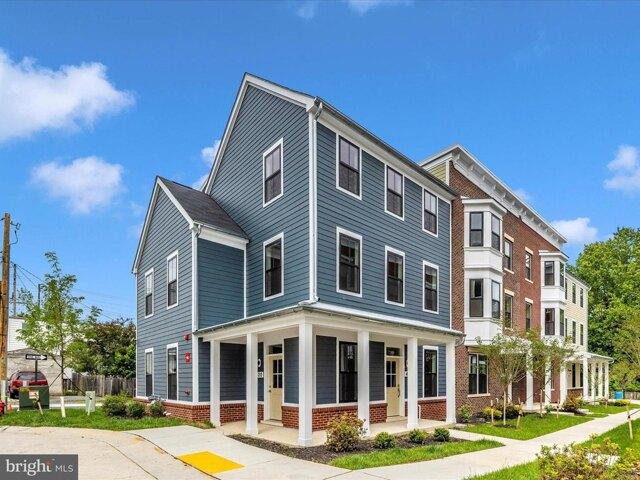 Chapel Aly, Frederick, Condo For Sale