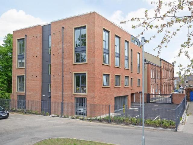 Chapel Apartments, Union Terrace. 2 bed flat to rent £1,600 pcm £369 pw