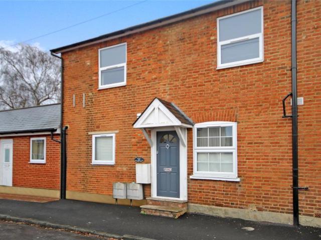 Chapel Grove, Addlestone 2 bedrooms Property for lettings Seymours