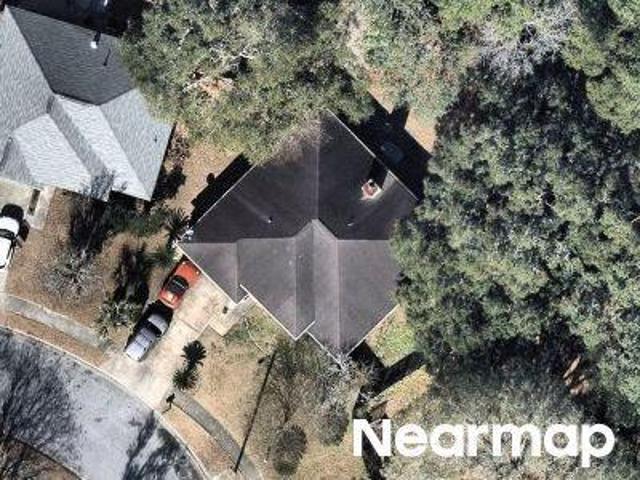 Chapel Dr