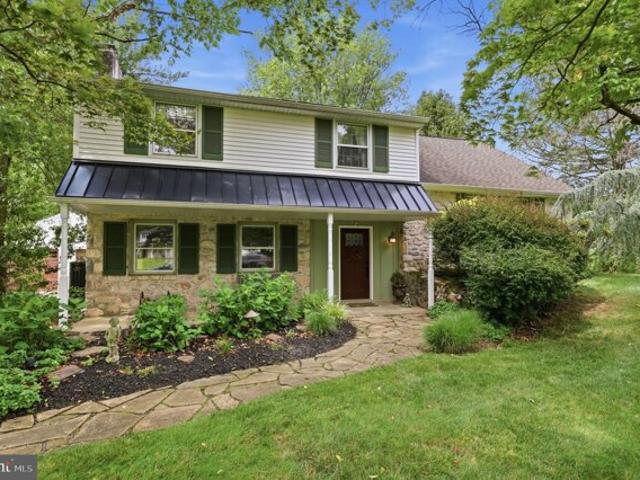Chapel Dr, Southampton, Home For Sale