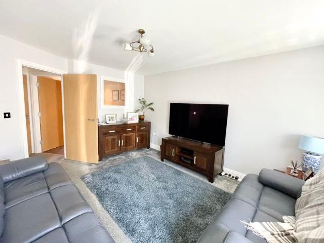 Chapel Drove, Hedge End, Southampton