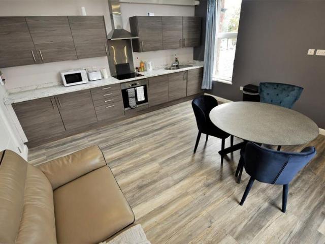 Chapel House Flat 6 2 bed flat to rent £1,283 pcm £296 pw