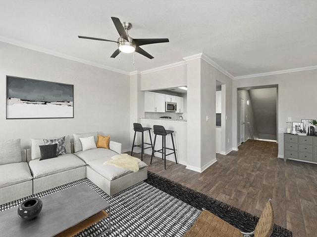 Chapel Hill 2 Bedroom Apartment for Rent at 300 E Round Grove Rd, Lewisville, TX 75067