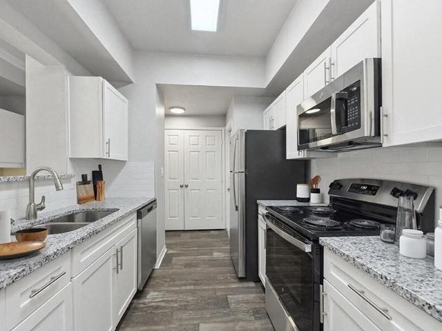 Chapel Hill 3 Bedroom Apartment for Rent at 300 E Round Grove Rd, Lewisville, TX 75067