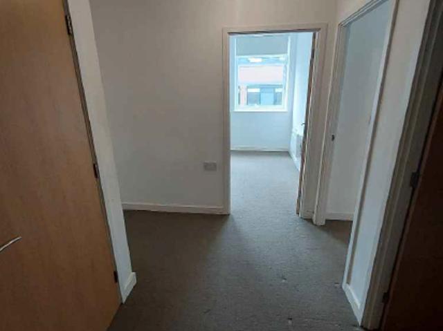 Chapel Hill, Basingstoke RG21, 2 bed flat to rent, £1,180 pcm | PrimeLocation