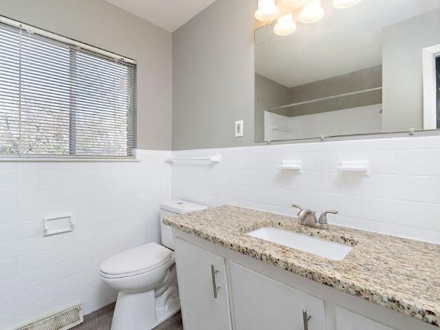 Chapel Hill KC Apartments LLC 2 Bedroom Apartment for Rent at 10466 Wornall Rd, Kansas City, MO 64114 Country Lane Estates