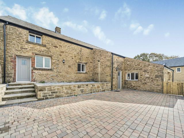 Chapel Hill, Longridge