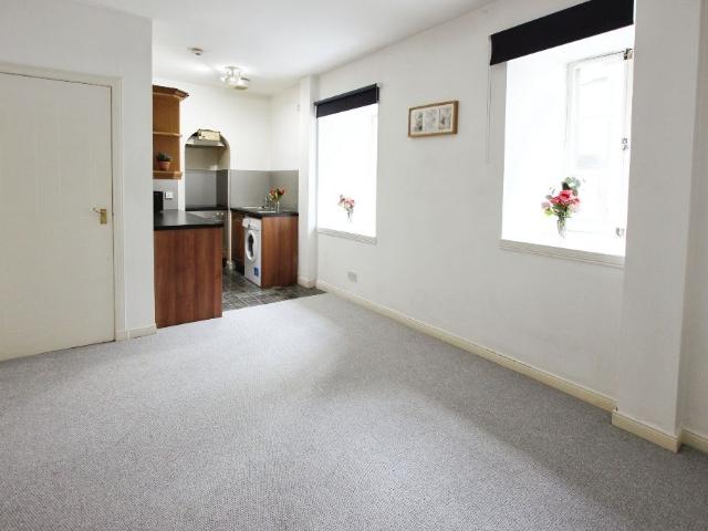 Chapel Lane, Edinburgh EH6, 1 bed flat to rent, £1,050 pcm | PrimeLocation