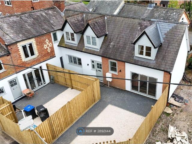 Chapel Lane, Rugby CV23, 3 bed semi detached house to rent, £1,350 pcm | PrimeLocation