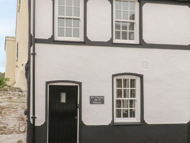 Chapel Street, Aberconwy LL32, 3 bed end terrace house to rent, £1,350 pcm | PrimeLocation