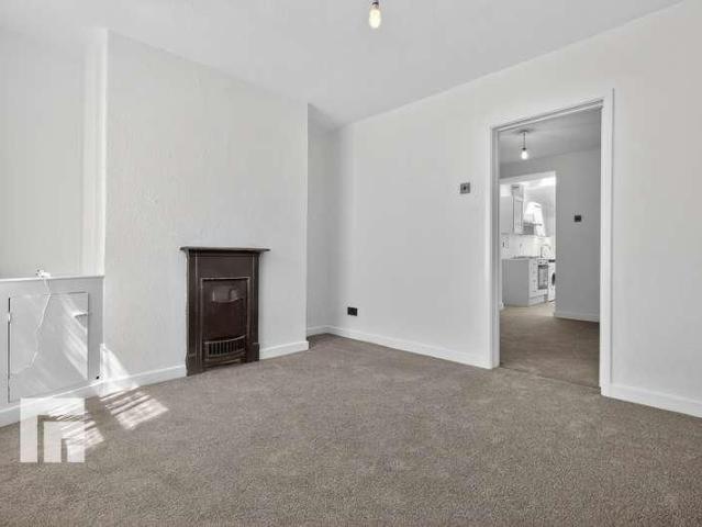Chapel Street, Cardiff, CF5