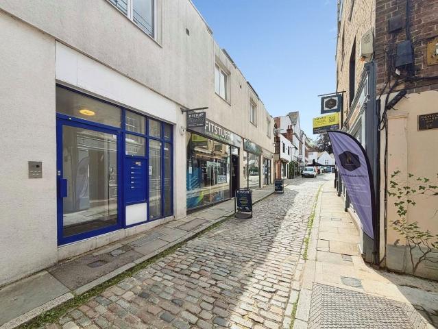 Chapel Street, Guildford GU1, 1 bed flat to rent, £1,450 pcm | PrimeLocation