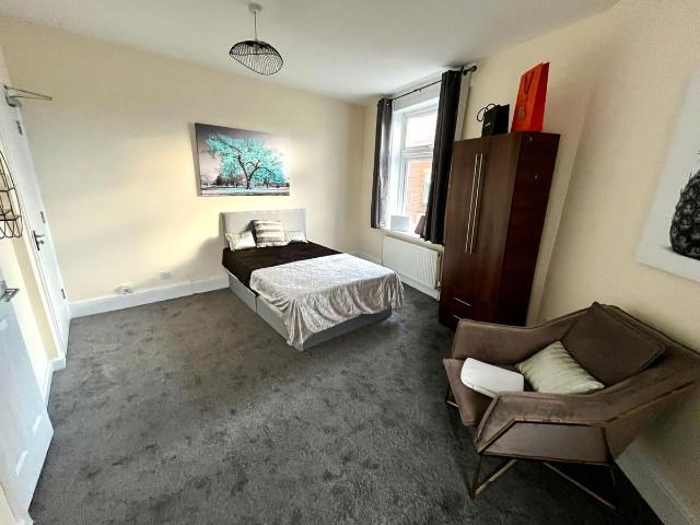 Chapel Street, Halton, Leeds LS15, 1 bed terraced house to rent, £525 pcm | PrimeLocation