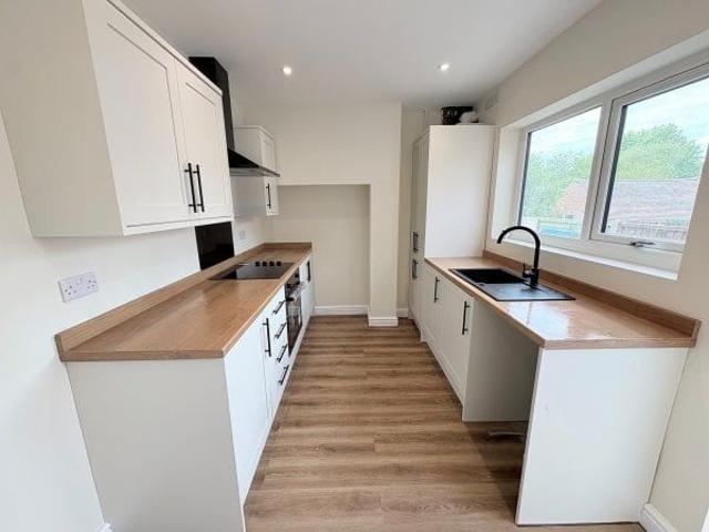 Chapel Street, Heath Hayes, WS12, Property for rent