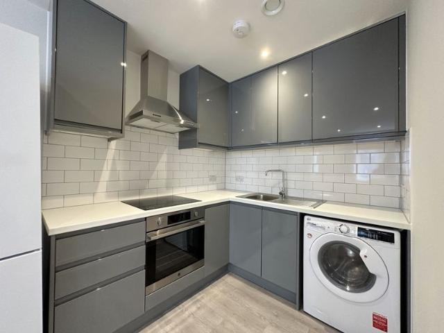Chapel Street, Luton LU1, 1 bed property to rent, £1,150 pcm | PrimeLocation