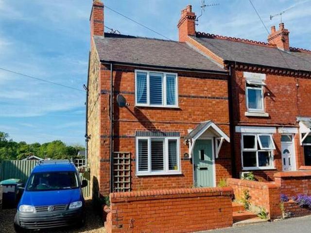 Chapel Street, Pen y cae, 2 Bedroom End