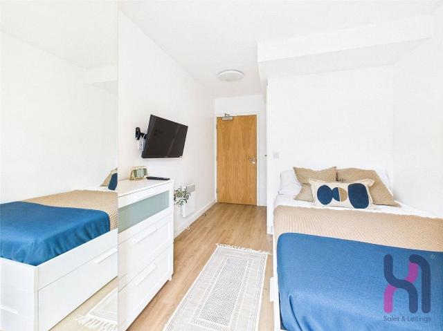 Chapel Street, Salford M3, Studio to rent, £775 pcm | PrimeLocation
