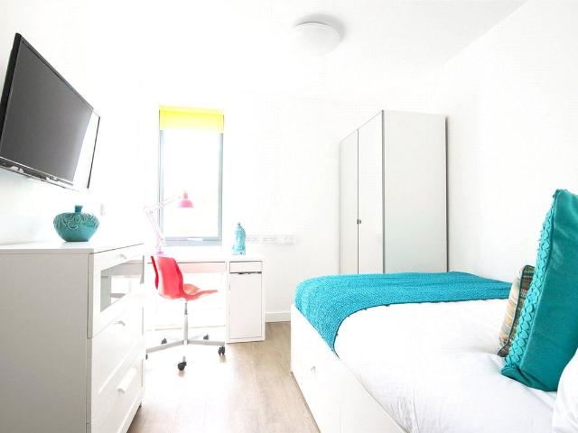 Chapel Street, Salford M3, Studio to rent, £776 pcm | PrimeLocation