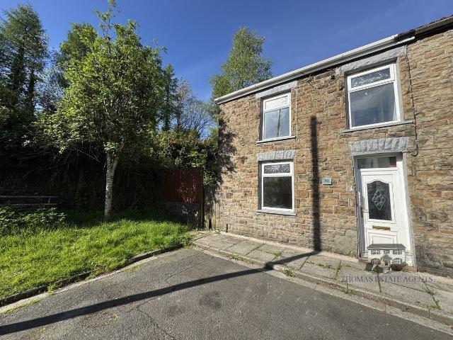 Chapel Street, Tonypandy, Rhondda Cynon Taff CF40, 3 bed end terrace house to rent, £825 pcm | PrimeLocation