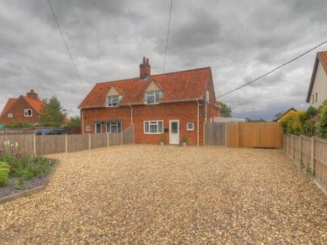 Chapel Road, Wymondham, 3 Bedroom Semi detached