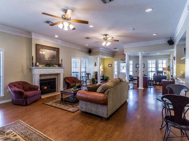 Chapel Ridge of Texarkana 3 Bedroom Apartment for Rent at 4717 County Ave, Texarkana, AR 71854