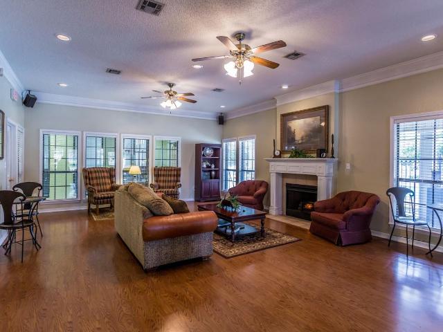 Chapel Ridge of Texarkana 3 Bedroom Apartment for Rent at 4717 County Ave, Texarkana, AR 71854
