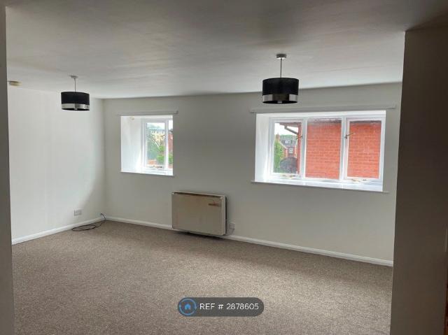 Chapel Walk, Alfreton DE55, 2 bed flat to rent, £699 pcm | PrimeLocation