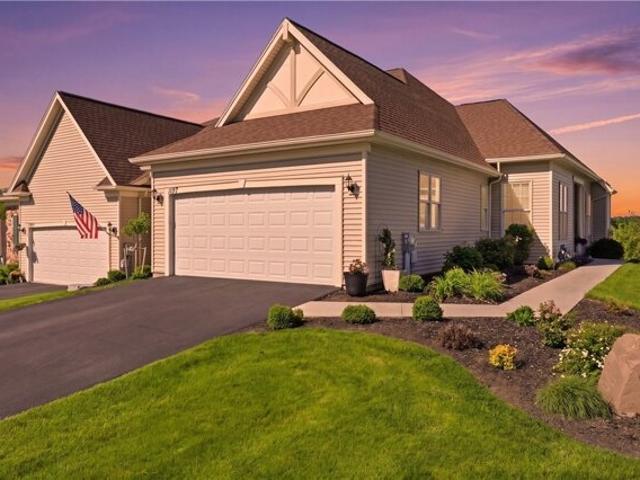 Chapelhill Dr, Victor, Home For Sale
