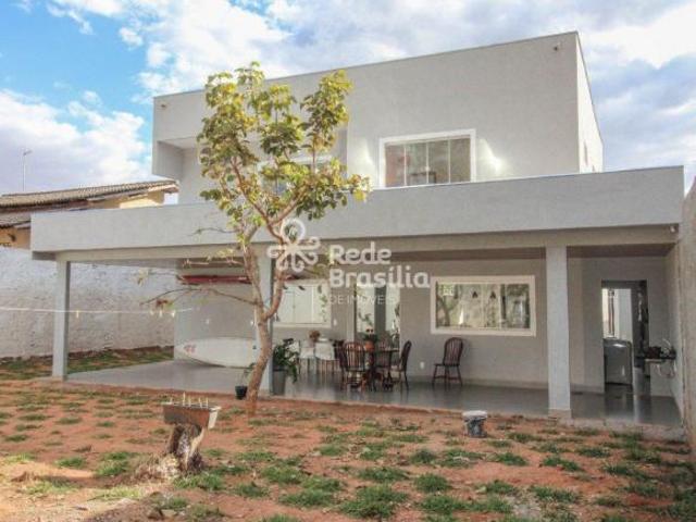 Chapéu de Pedra Casa à venda com habite se, 4 suítes, Jardim Botânico
