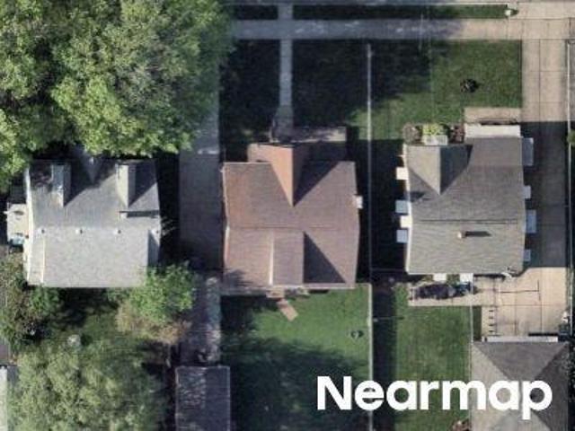 Chapin Ave