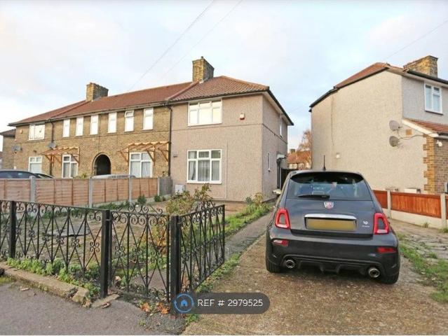 Chaplin Road, Dagenham RM9, 2 bed end terrace house to rent, £1,850 pcm | PrimeLocation