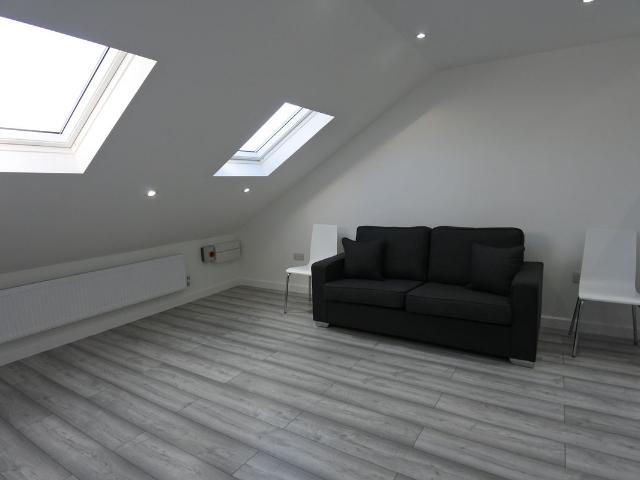 Chaplin Road, London NW2, 3 bed flat to rent, £2,300 pcm | PrimeLocation