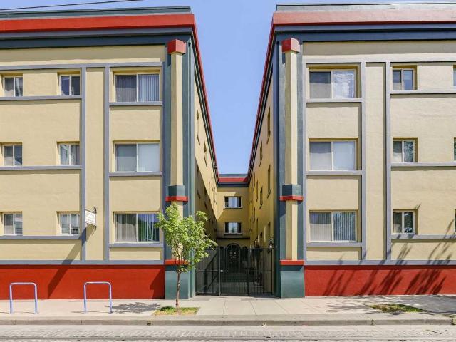 Chapman Court Aparments Studio Apartment for Rent at 1631 Sw Yamhill St, Portland, OR 97205 Goose Hollow