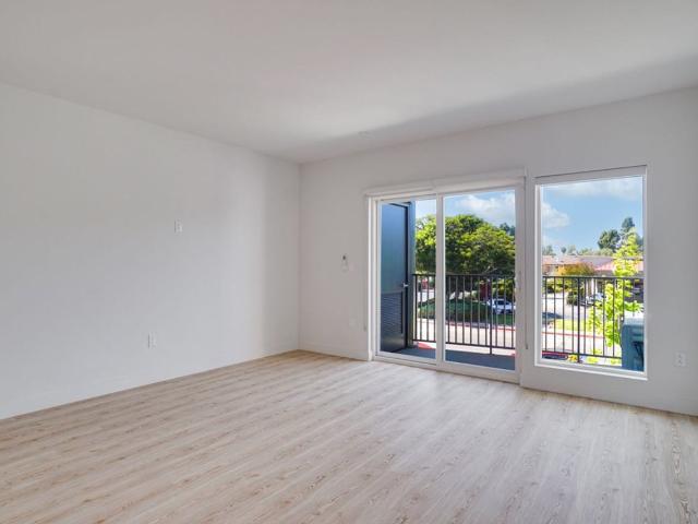 Chapman Place Studio Apartment for Rent at 3910 Chapman St, San Diego, CA 92110 Point Loma Heights