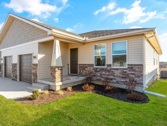 Chapman Ridge Ranch Duplex with basement