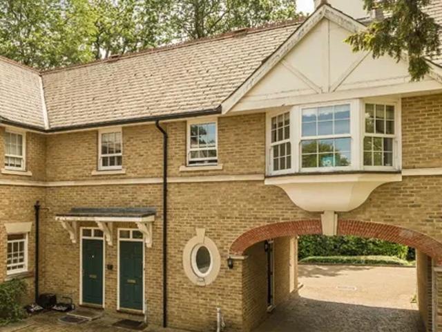 Chapman Square, London, SW19 5QD, United Kingdom | 2 bed house for rent #167783089 | Rentberry