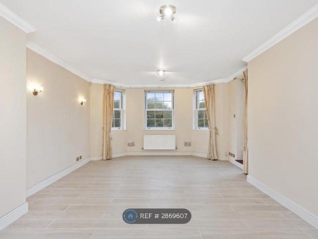 Chapman Square, London SW19, 2 bed flat to rent, £2,700 pcm | PrimeLocation