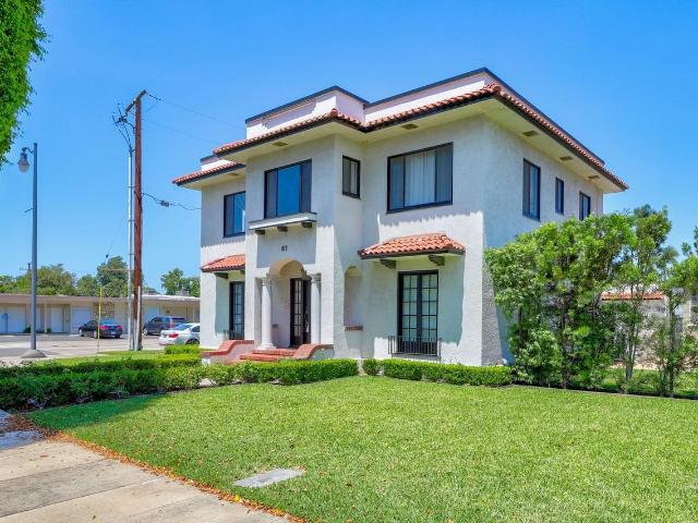 Chapman 811 815 Pine 127 6 Bedroom Apartment for Rent at 811 E Chapman Ave, Orange, CA 92866