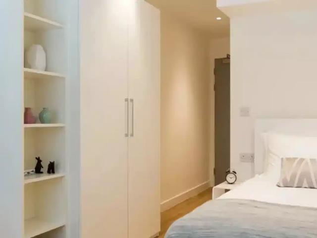 Chapter Aldgate, London Has an Apartment