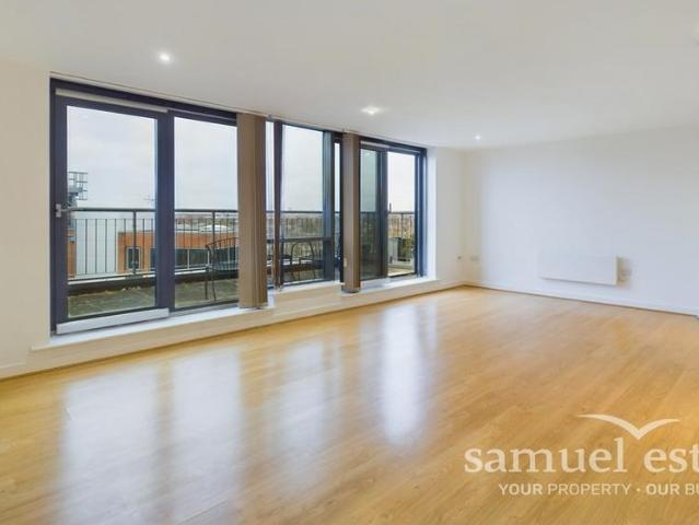 Chapter Way, Colliers Wood, SW19 2 bed flat to rent £2,500 pcm £577 pw