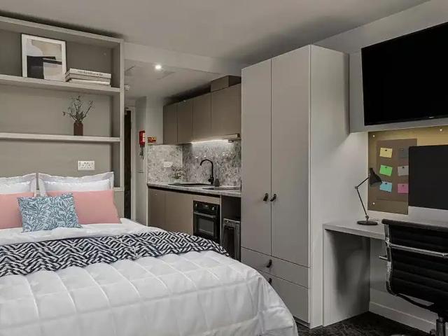 Chapter Westminster London Student Accommodation | Amber