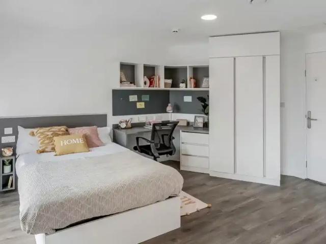 Chapter White City, London Student Accommodation | Amber