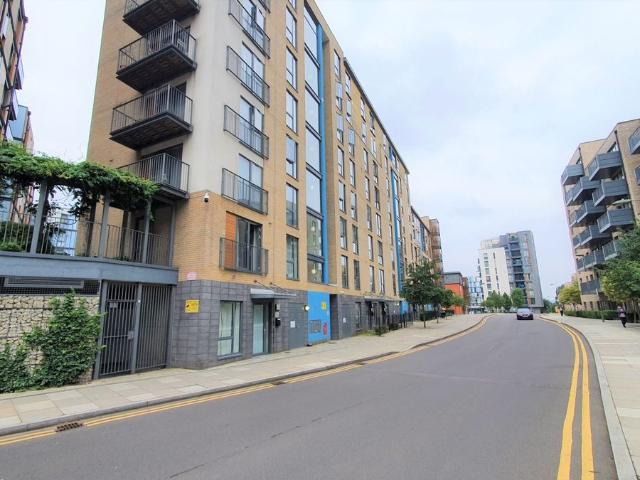 Charcot Road, Colindale NW9, 1 bed flat to rent, £1,500 pcm | PrimeLocation