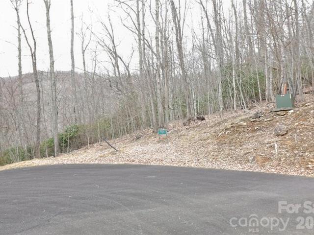Chardonnay Ct Unit 1, Newland, NC 28657