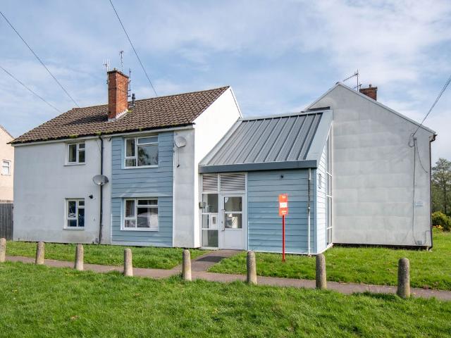 Charford Road, Bromsgrove, Worcestershire B60, 2 bed flat to rent, £700 pcm | PrimeLocation