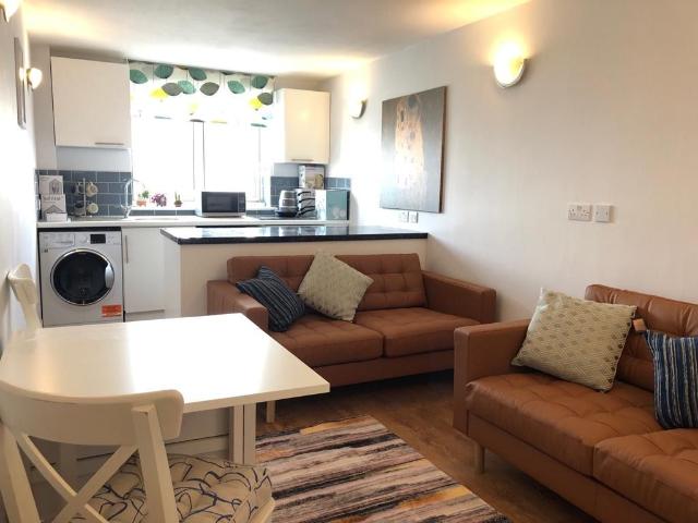 Charlotte Despard Avenue, Battersea, London SW11, 3 bed flat to rent, £2,450 pcm | PrimeLocation