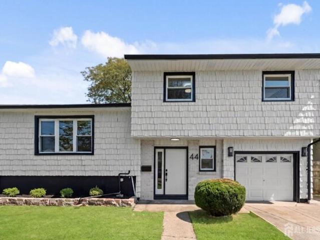 Charlotte St, Carteret, Home For Sale