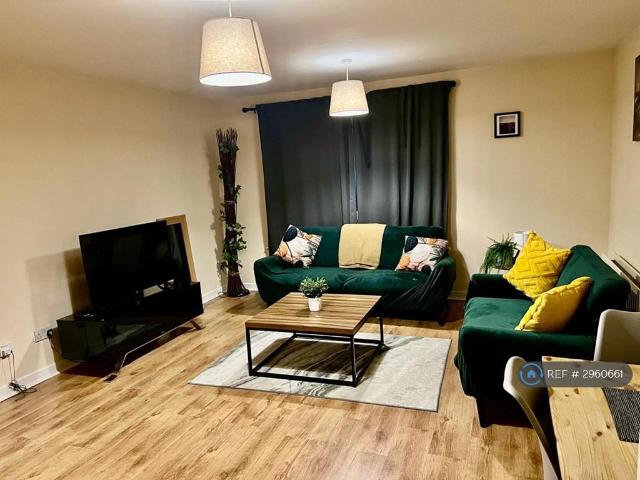 Charlotte St, Glasgow, G1 2 bed flat to rent £1,550 pcm £358 pw